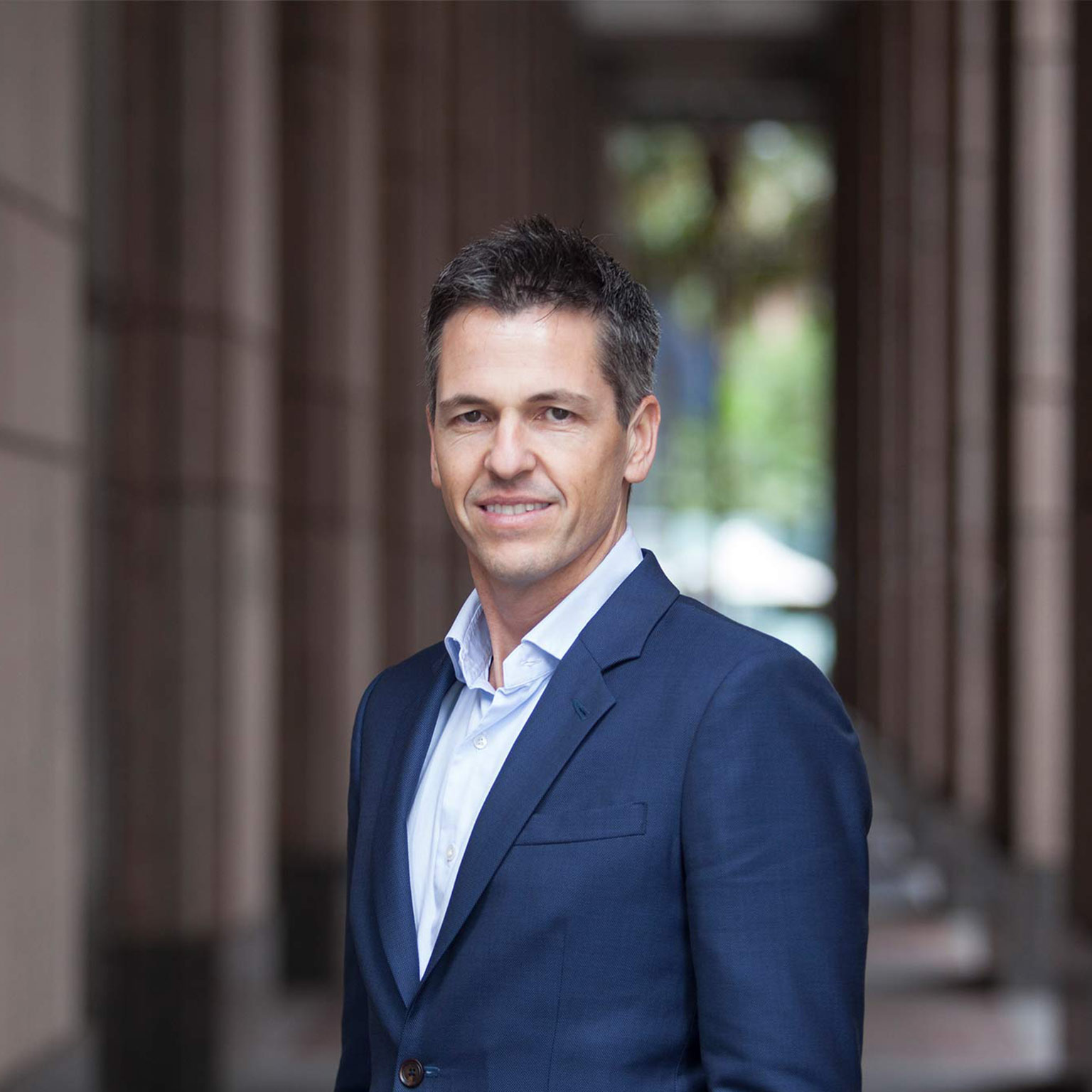 Our People | Wave | Transformation | McKinsey & Company