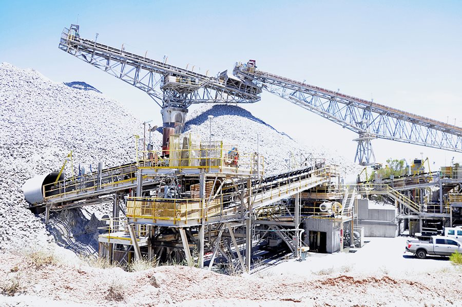 Inside a mining company’s AI transformation | McKinsey